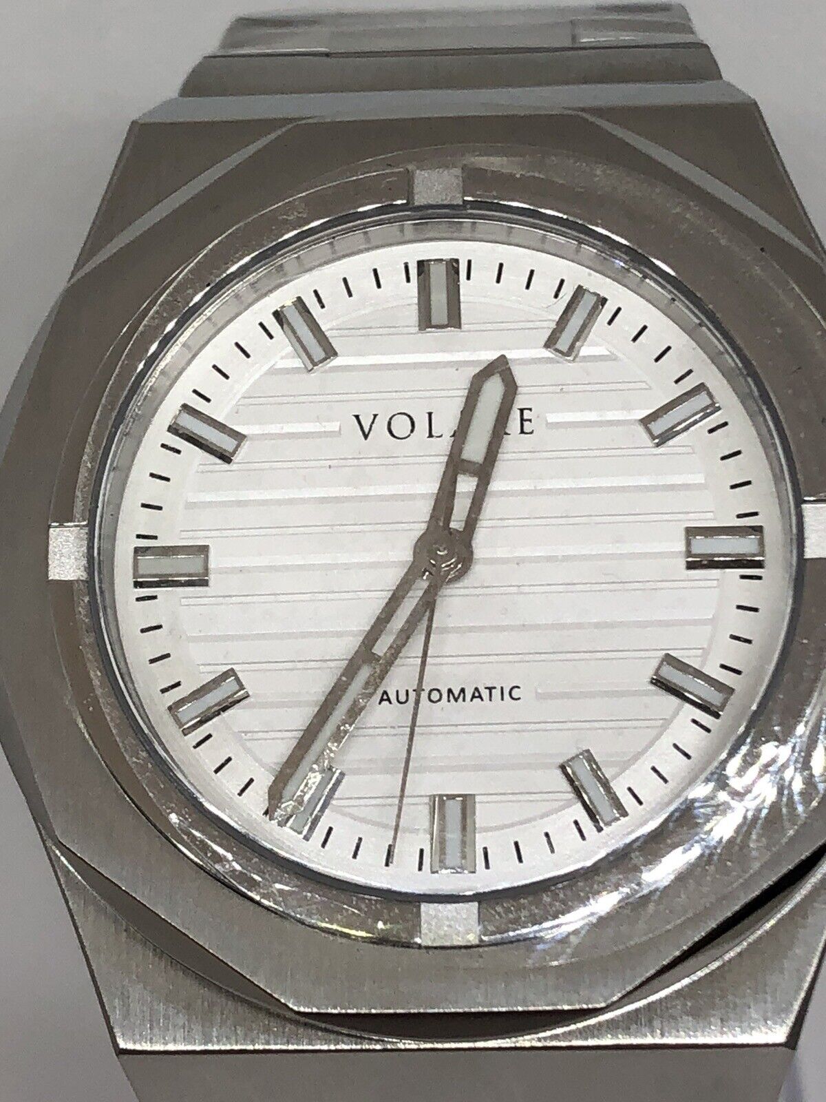 Volare Watch - Clocktiques